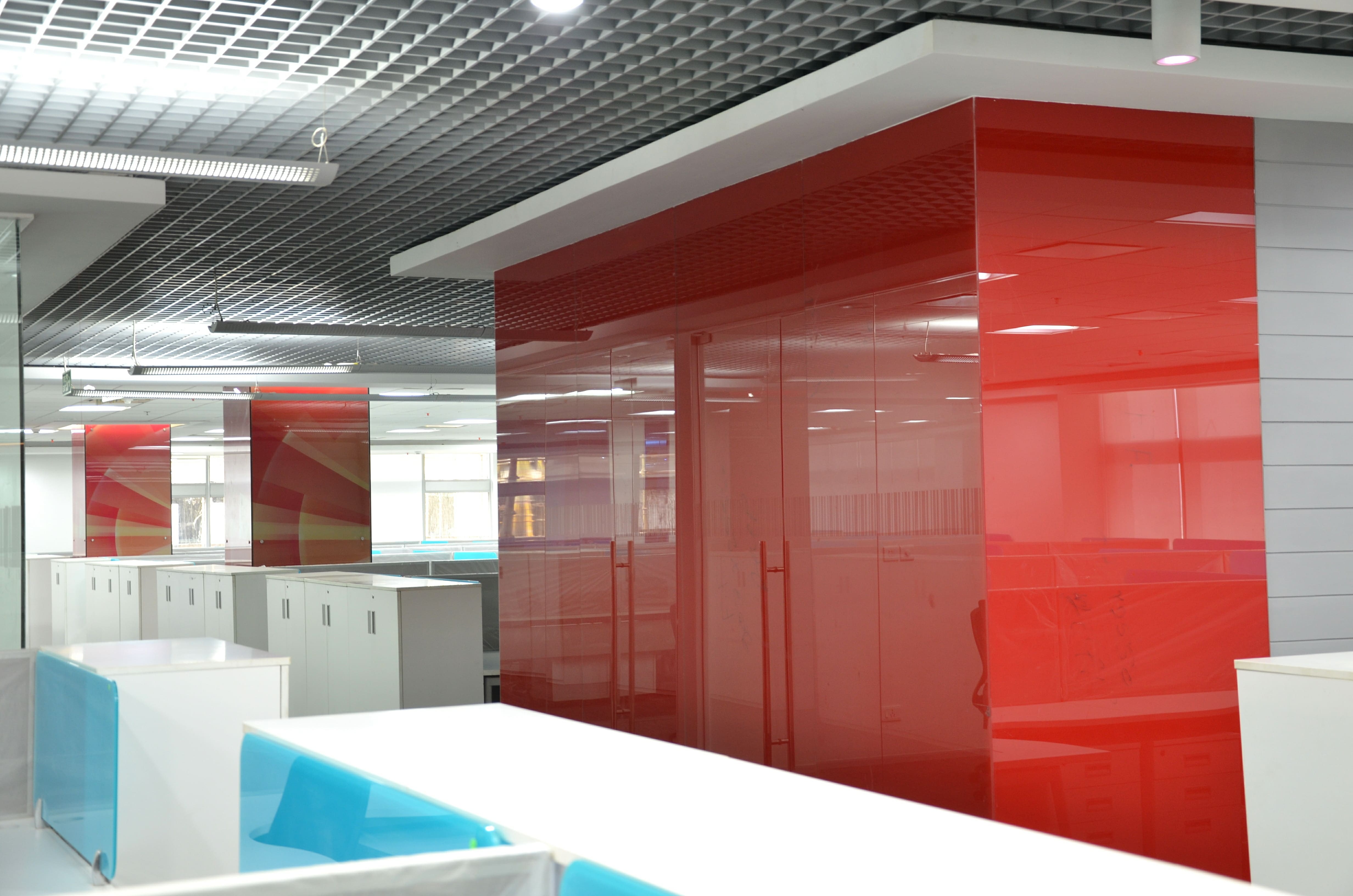 Saint-Gobain Gallery