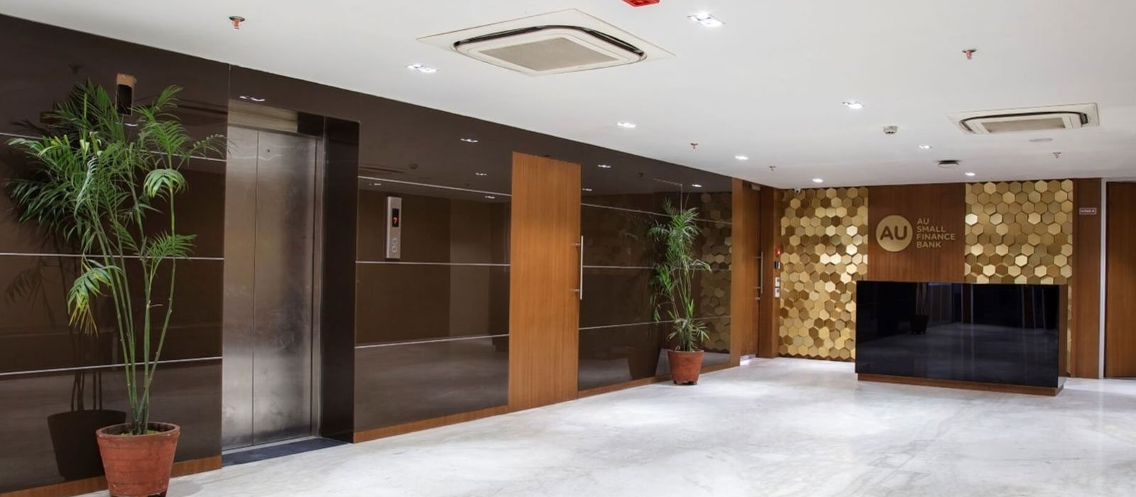 Explore exterior properties with Facade Glass | Saint Gobain Glass