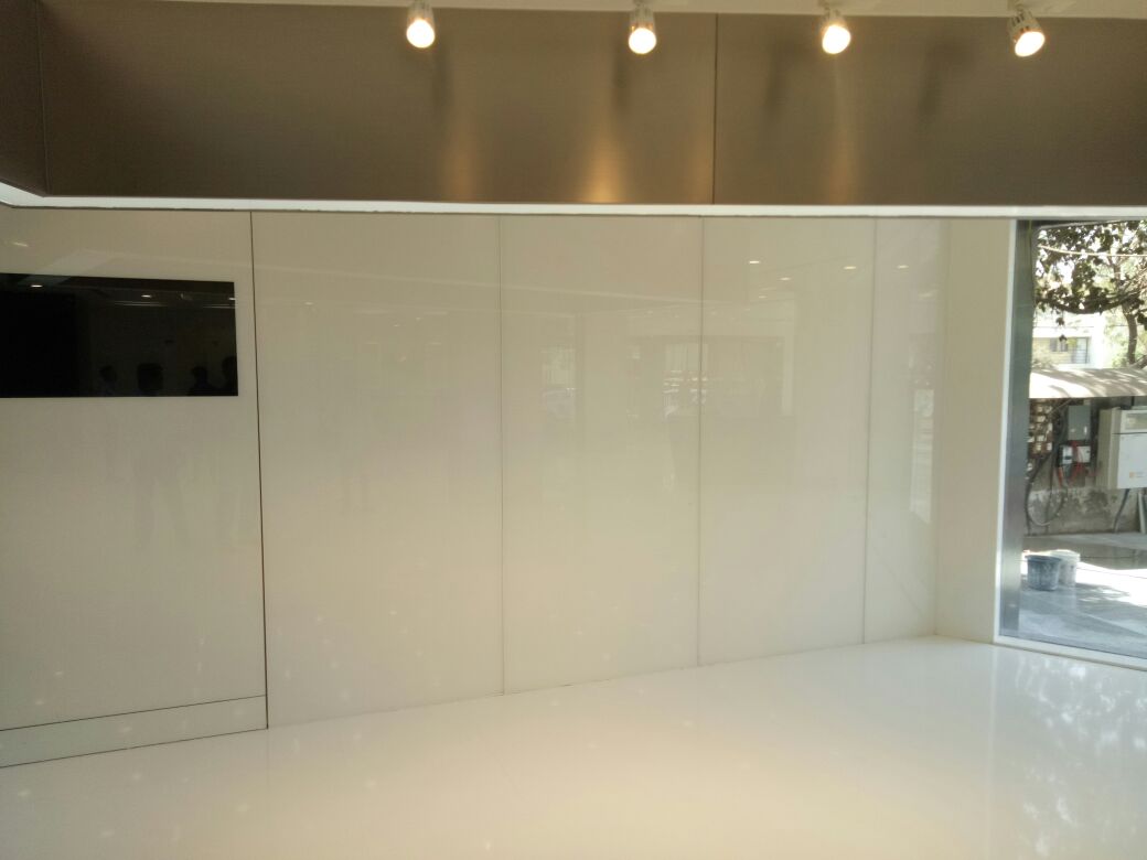 Saint-Gobain Gallery