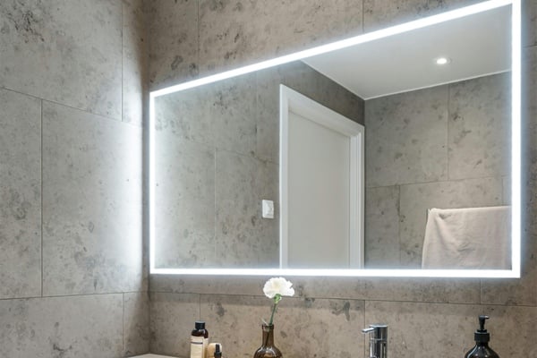 From Bathrooms To Bedrooms: Smart Ways To Use LED Mirrors