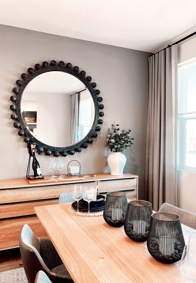 7 Innovative Ways to Introduce Mirrors to Your Home