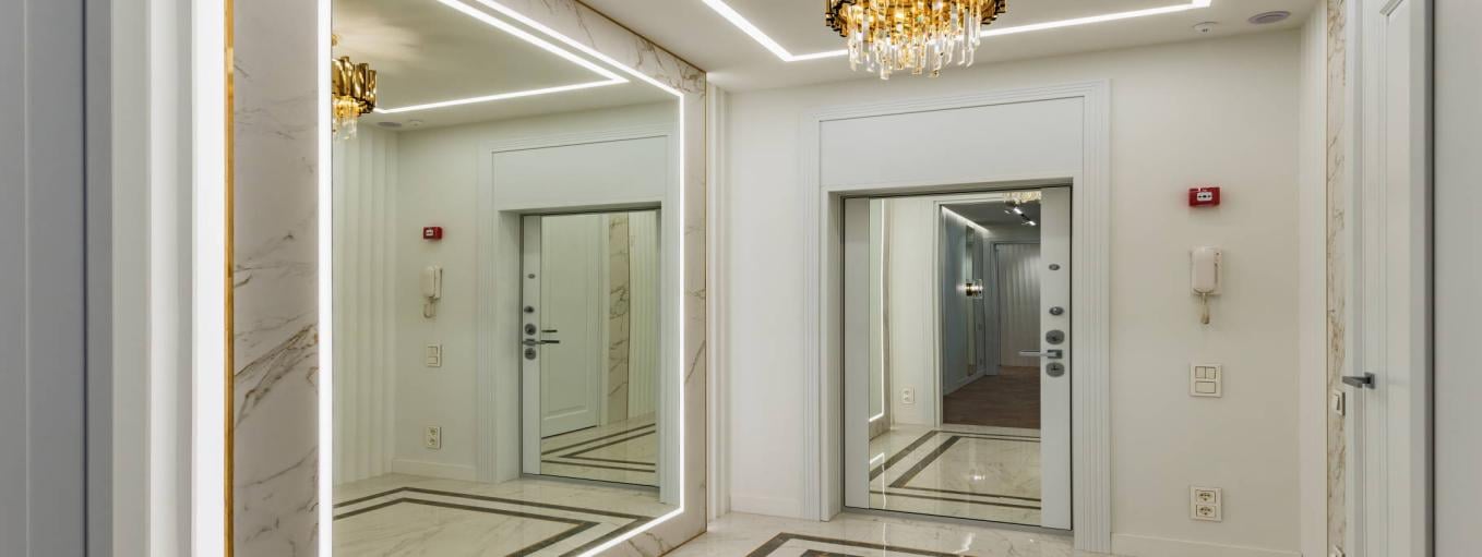 Mirror Guide: Evolution, Types & Applications | Saint-Gobain Glass