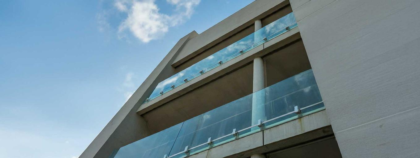 A Complete Guide About Laminated Glass